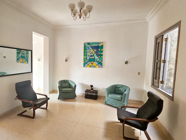 Good Vibes Hotel R9 | Wi-fi + Power Generator - La Havane