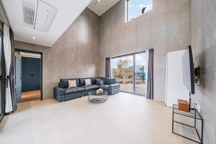 또시애월 80평 오션뷰 풀빌라 Jeju Aewol Grand Ocean Pool Villa - Jeju-si