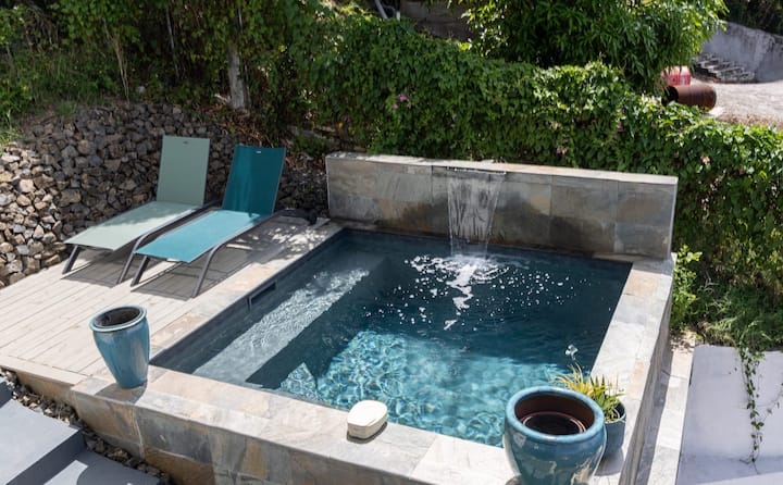Villa T4 Avec Piscine, 6 à 8 Personnes - Fort-de-France
