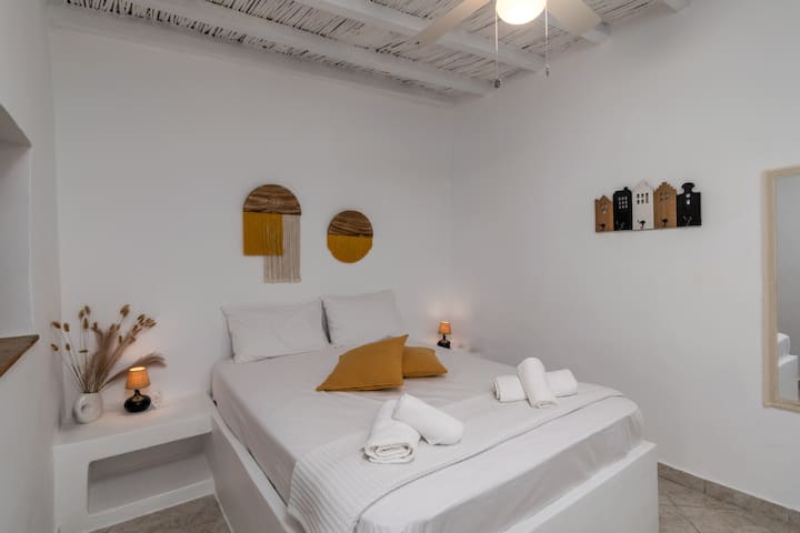 Kalitsa's  Traditional House - Milos