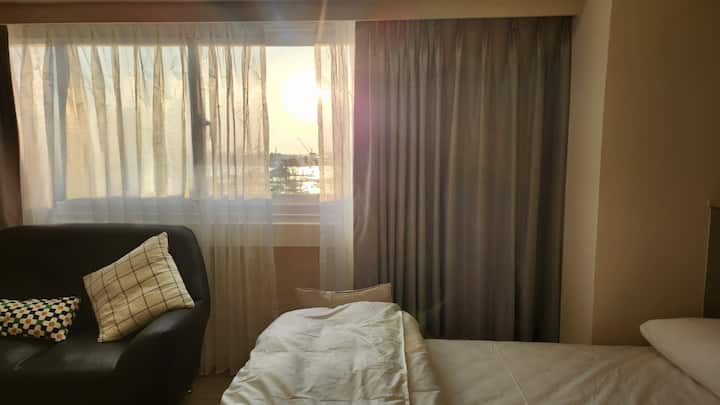 1》海景第一排/獨立公寓/電梯/next To Nsysu/輕軌/套房/廚房/烘衣機/無共用設備場地 - Kaohsiung City