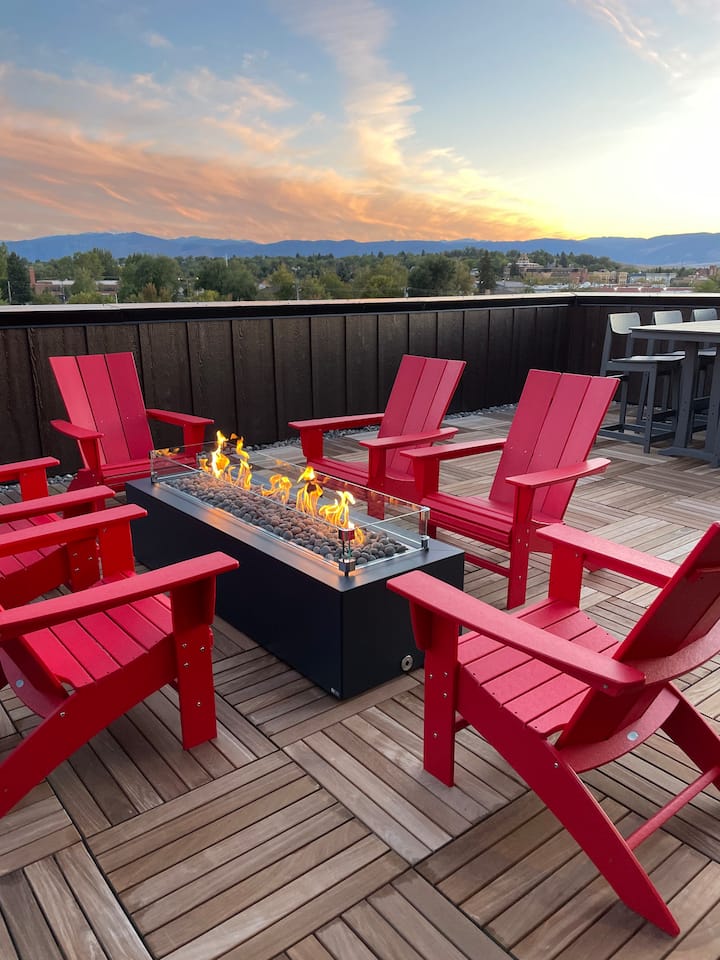 Ice Haus - Blue Line Condo, Downtown Luxury - Sheridan, WY