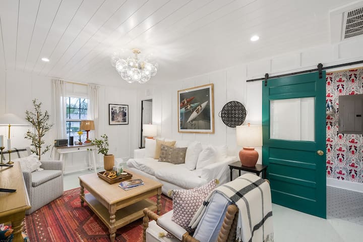 Christmas Getaway K & Q Bed Quiet Neighborhood - 弗雷德里克斯堡