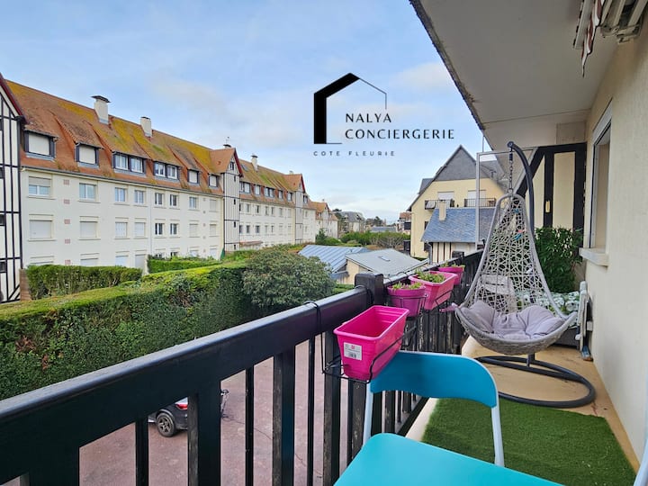 2 Pièces, Balcon, Parking Privé, Proche Centre. - Deauville