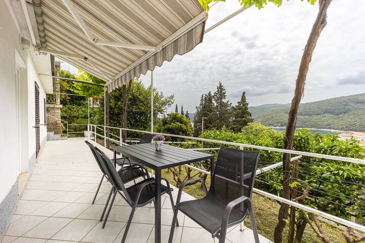 3 Bdr Apartment Close To The Center - Rabac