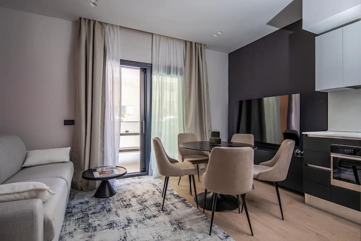 Spacious 2br Luxurious Suite Azulis#1 | Garden + P - Olbia