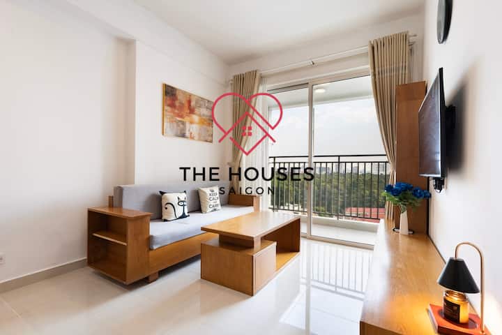 Cozy 3br Escape|poolside Fun+netflix|near Airport - Ho Chi Minh City