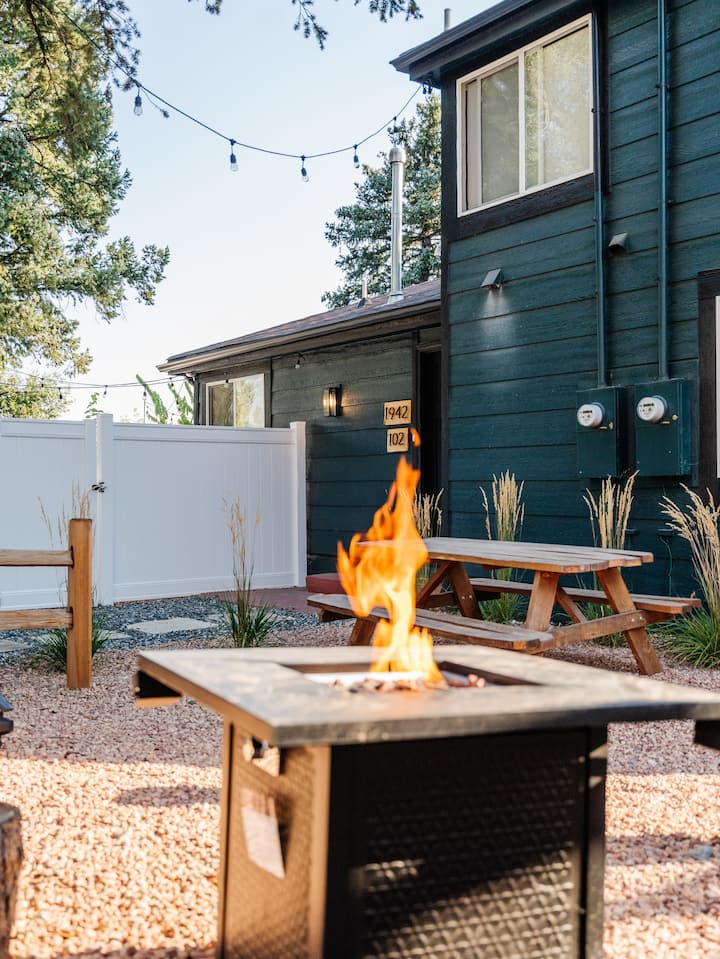 The Delightful Frances|for Couples|hot Tub - Colorado Springs