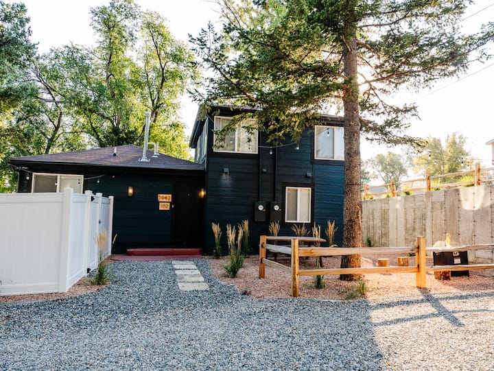 Family Of 4-close To Downtown|hot Tub - Colorado Springs, CO