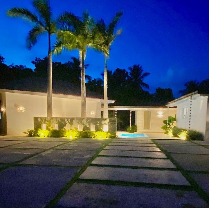 5-bedroom Villa Allegria - Luxury Resort Oasis - La Romana