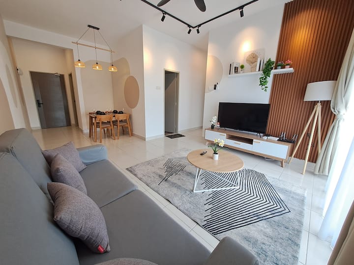 Youth City Residence/ 2 Room/ Klia/ Nilai/ Pool - Pahang