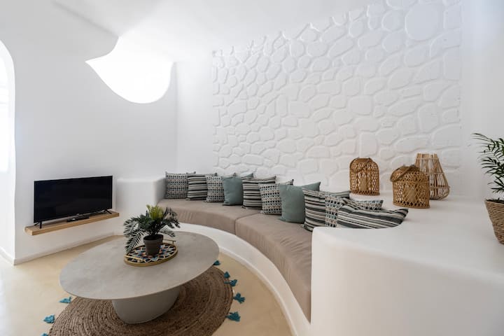 303. Two Bedroom Villa With Outdoor Jacuzzi - Santorini