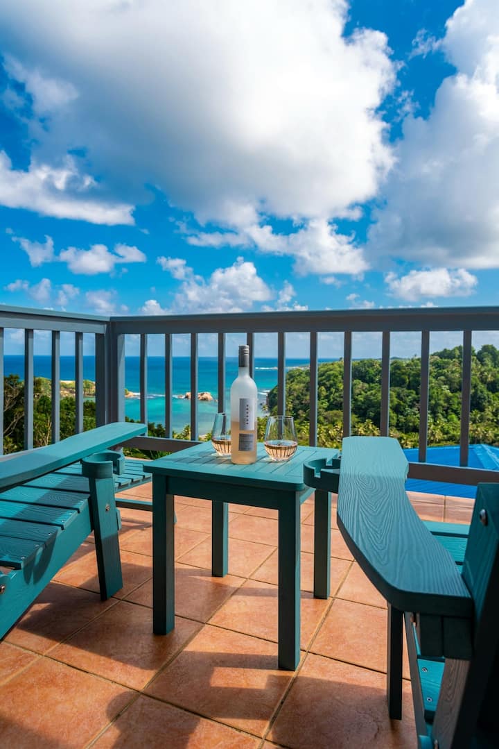 The Crow's Nest In Hodges Bay House - Dominica