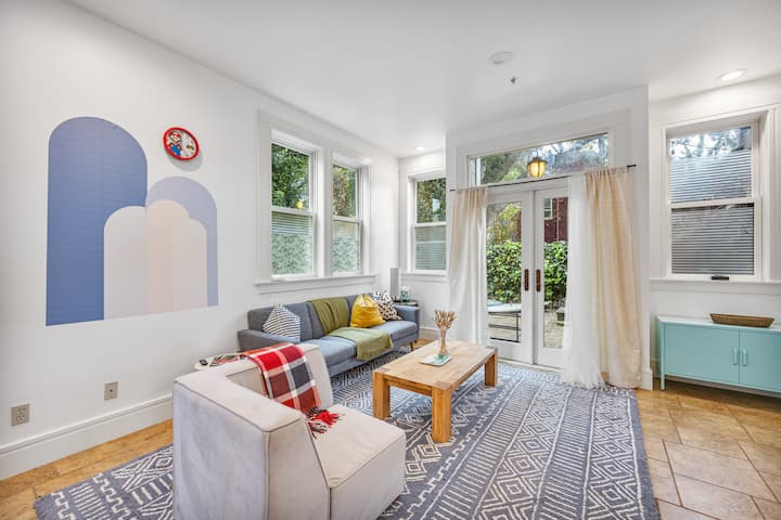 #Urban Elegance 3br With Parking, Near Uc, Bart & - Berkeley, CA