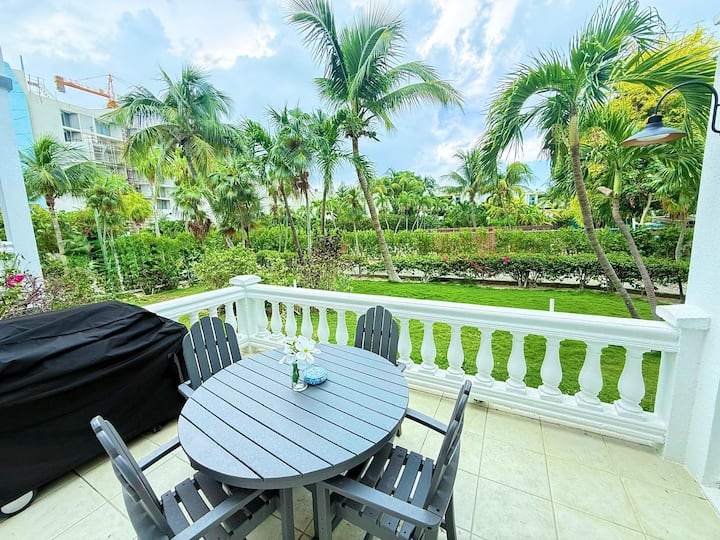 Coral Cove Suite/2 Bedroom 2.5 Baths Condo - Turks and Caicos Islands