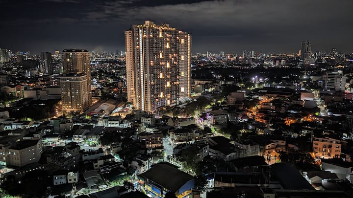 Stunning City-view 3br Condo Here In Mandaluyong! - Philippines