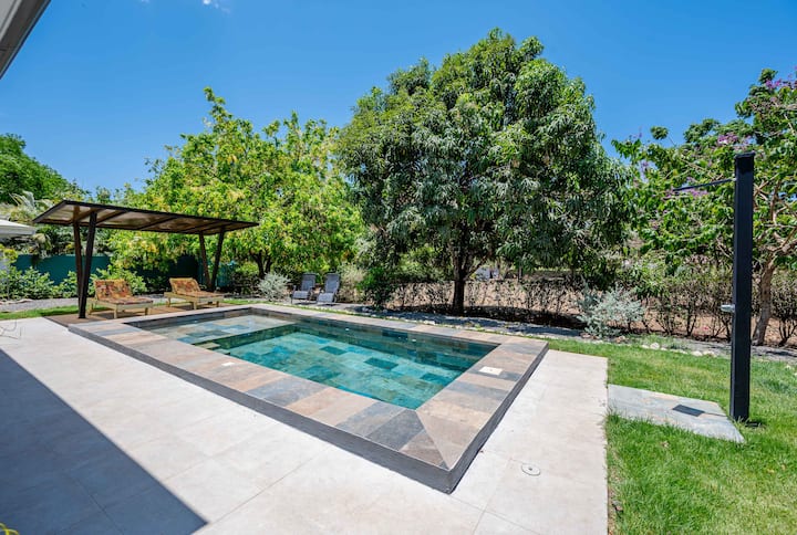 Casa Atardecer | 5 Min Walk Tamarindo Beach - Tamarindo