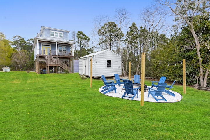 Gulf Oceanfront W/ Hot Tub+private Beach+fire Pit! - Mississippi