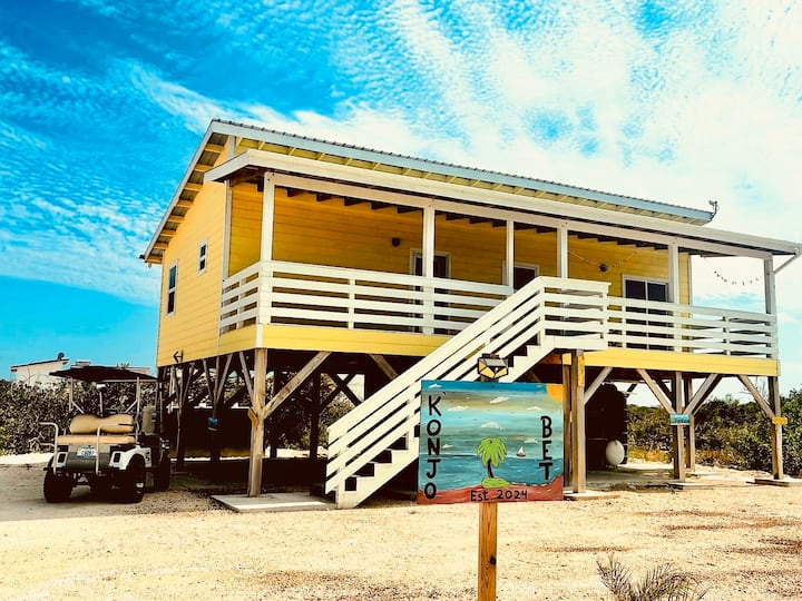 Secret Beach Sunsets Large 3br Near Ocean Ac Wifi - Belize
