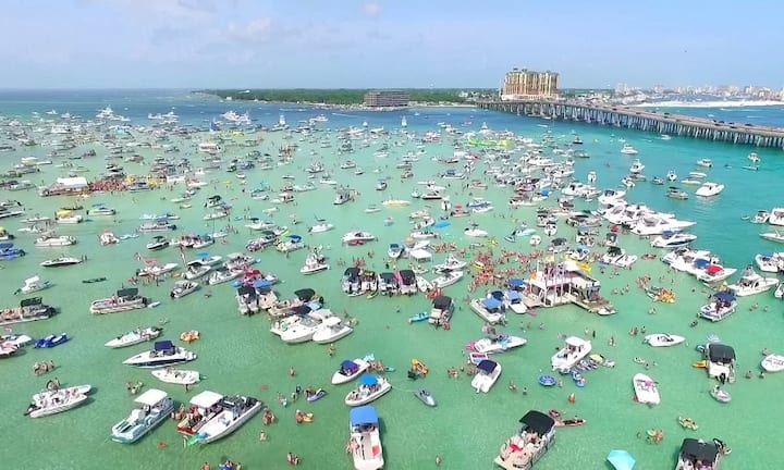 Luxury Condominium + 12 Person Pontoon Boat & Dock - Destin, FL