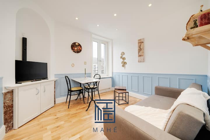 Le Cocon Lorrain Avec Parking Privé - ナンシー