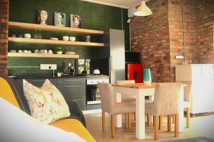 Cottage On Salvia - East London, South Africa