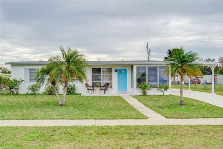 Cozy Port Charlotte Escape • Golf & Gulf Nearby - Port Charlotte