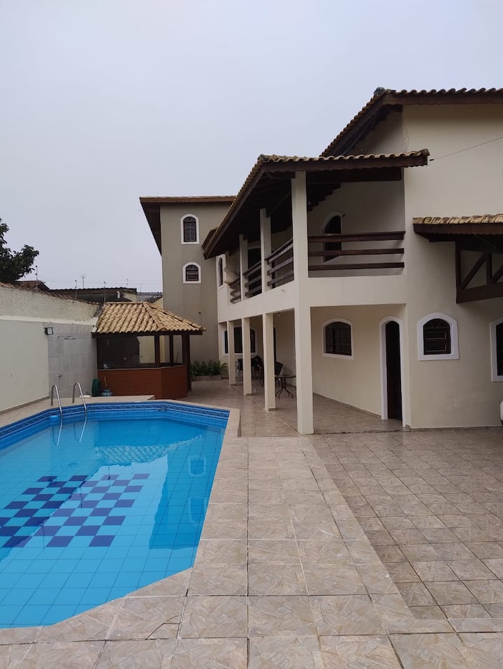 Casa Em Peruíbe A 300m Da Praia - Peruíbe