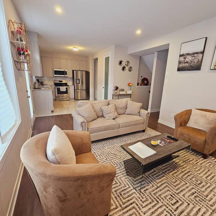 Elegant Room With Private Bathroom. (Rm2) - Ottawa