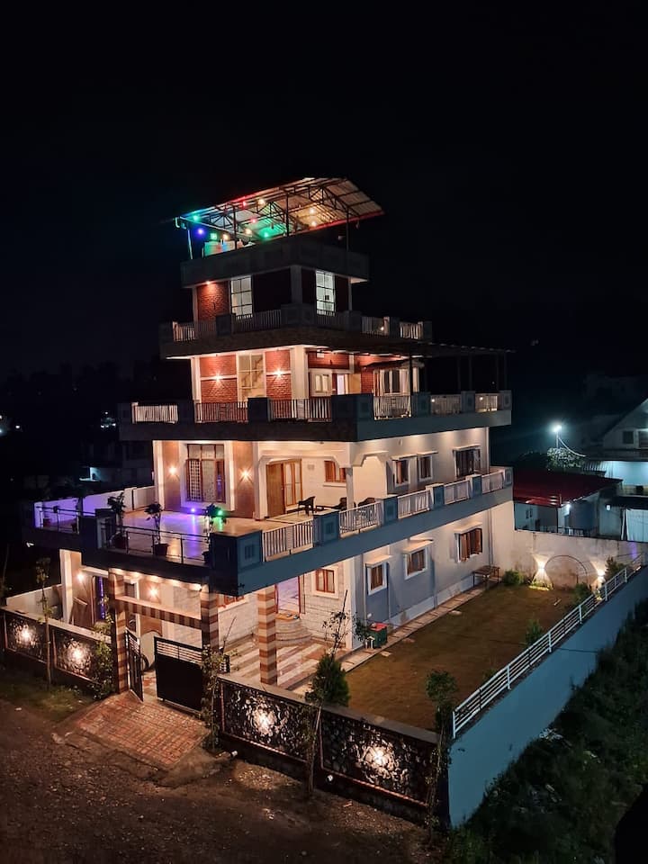 Peace Full Nature View Family Villa - Dehradun