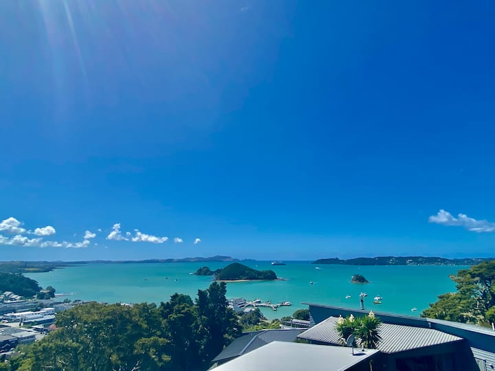 Spectacular Sea Views New Home In Central Paihia - Paihia