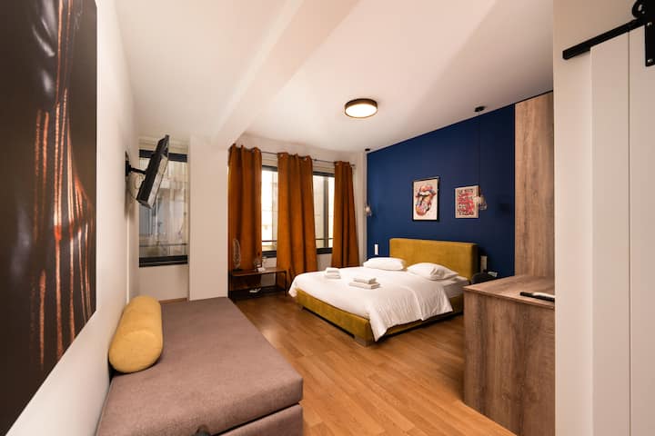 Central Athens Luxury Suite 30 M2 - Athens