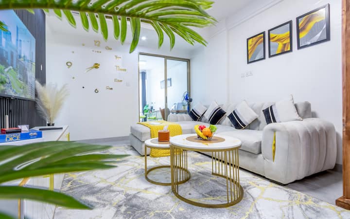 Epic 1br L City Views I Gym I Golf I Onsight Dine - Nairobi