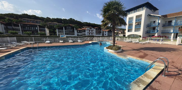 Socoa Proche De St Jean De Luz Studio Av Piscine - Urrugne