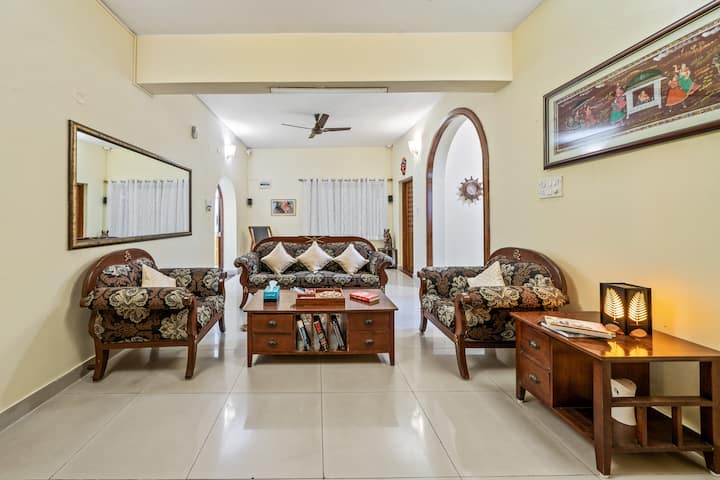 Vintage Haven Spacez Luxury Villa In Indiranagar - Bangalore