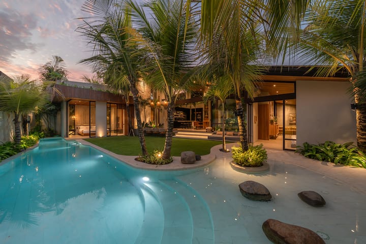 Cala Blanca - Luxury Tropical Escape In Pererenan - Australia