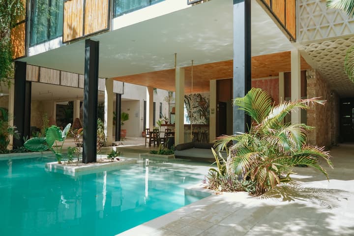 Tulum 6br Retreat, 2 Pools, Sleeps 16, Aldea Zama - Tulum