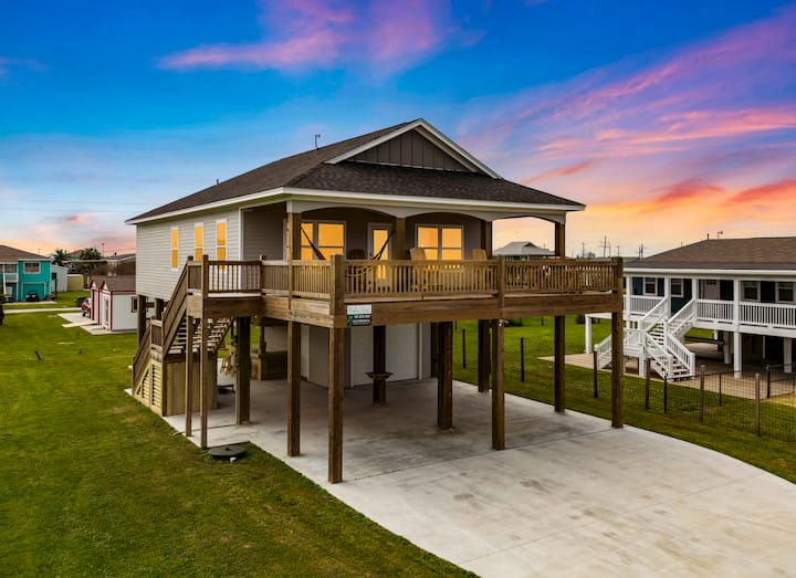 Mellow Moods Crystal Beach - Crystal Beach, TX