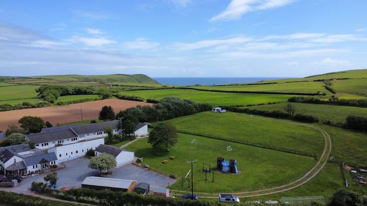 Chalet 14 - Entire Chalet On Small Rural Park - Pembrokeshire