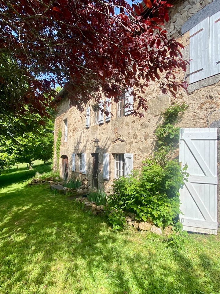 Le 1830 - Ambert