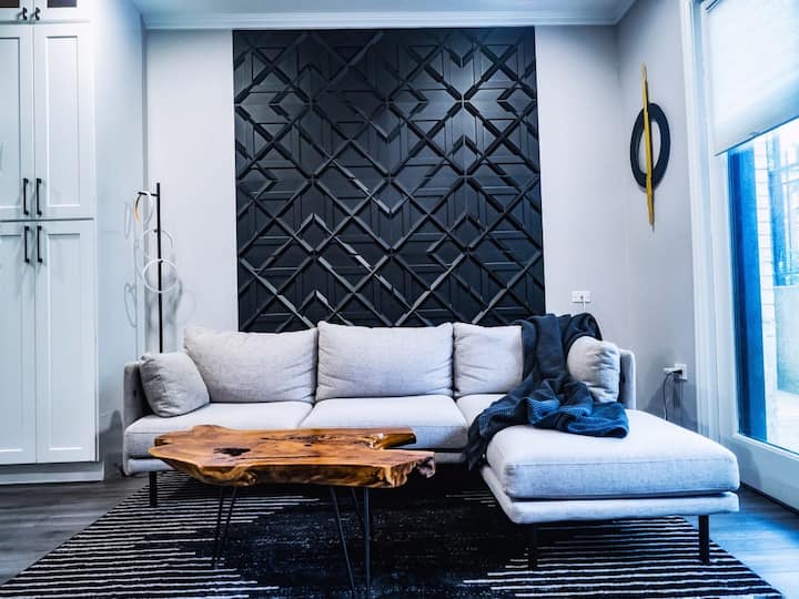 The Modern Woodlawn 2 Bed 2 Bath - South Front Avenue, IL