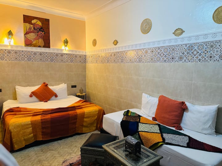 Chambre Supérieure Privée + Petit Déjeuner Gratuit - Marrakesh