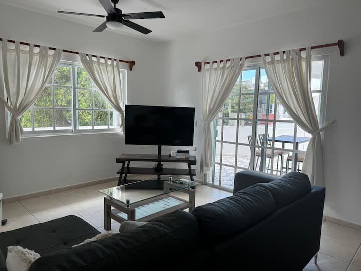 Amplio Y Seguro Depto En 5ta Av. - Playa del Carmen