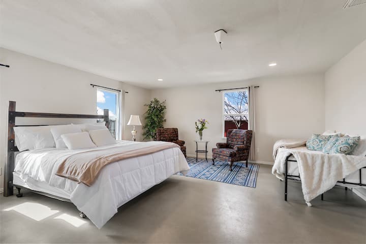 Spacious Country Stay For 9 Guests - Splash Park, Springtown