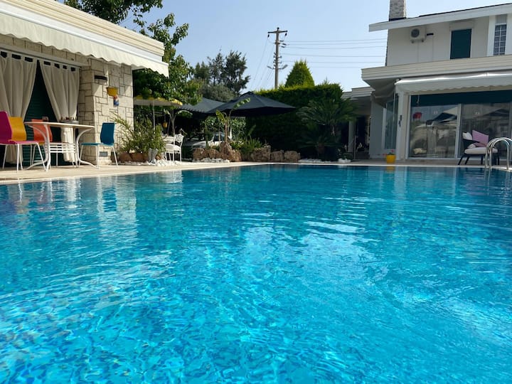 Privacy In Ardıç Havuzlu Villa Xi - Çeşme