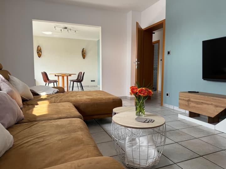 Ruhrpott Residenz - 3 Room Flat & Balcony - 70 Sqm - Oberhausen