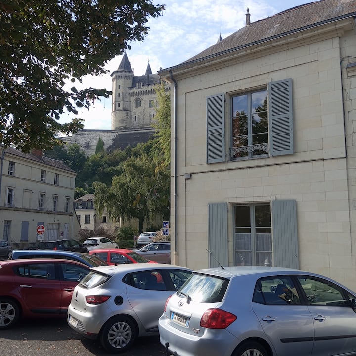 Studio Cosy Au Pied Du Château - ibis Styles Saumur Gare Centre
