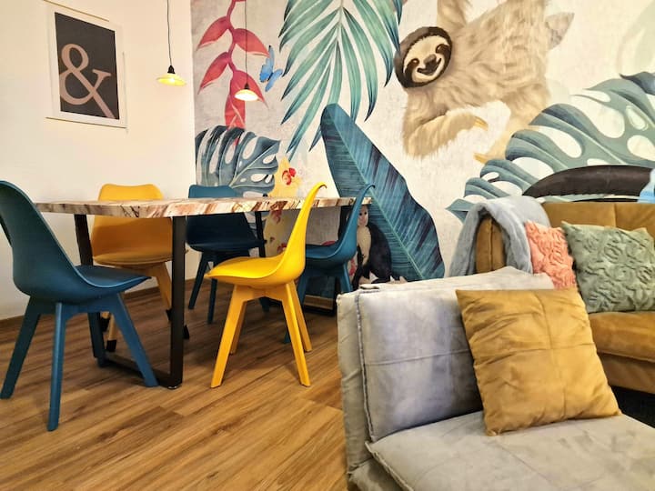Light Jungle | Innenstadt Für 7 Balkon Bbq Netflix - Giessen