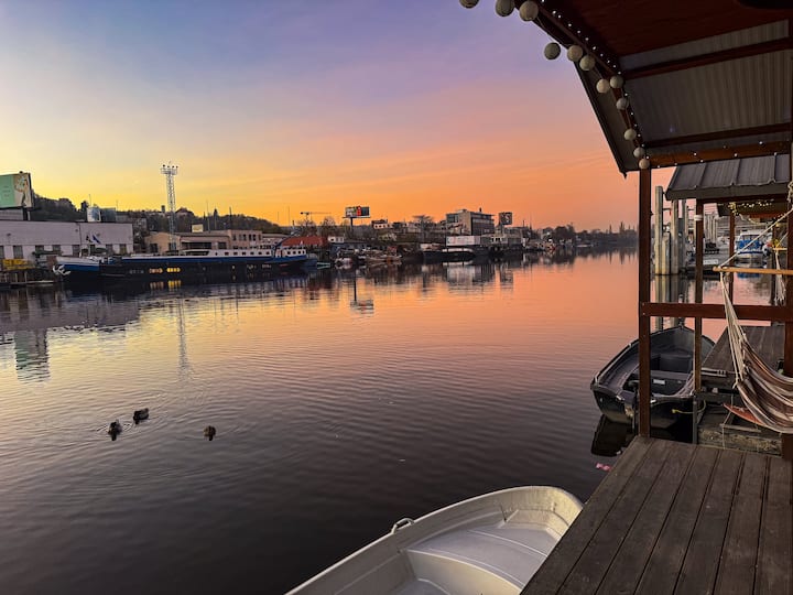 House On Water Franklin (Up To 6)+el.boat For Free - Prague