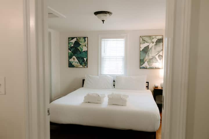 The Samuel Bungalow - North Charleston, SC